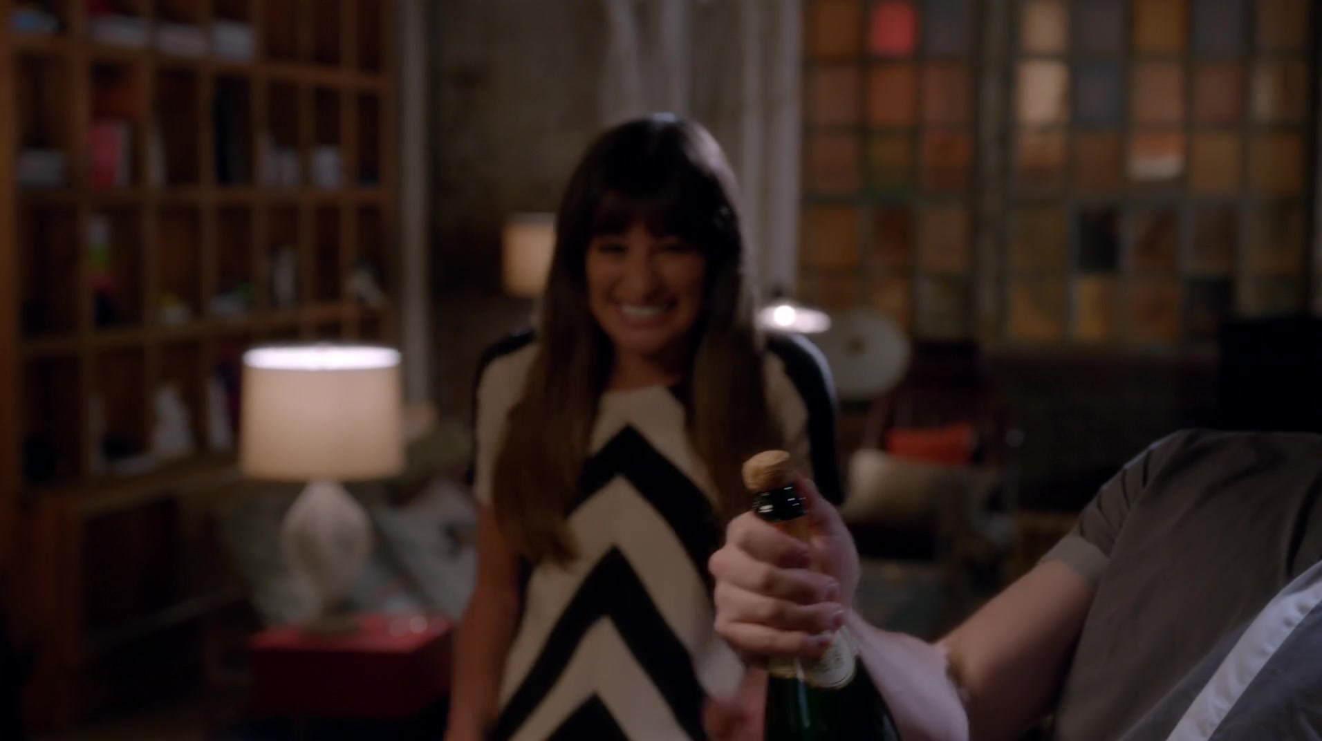 5.02 Tina in the Sky with Diamonds - 1291 - Glee Screencaps