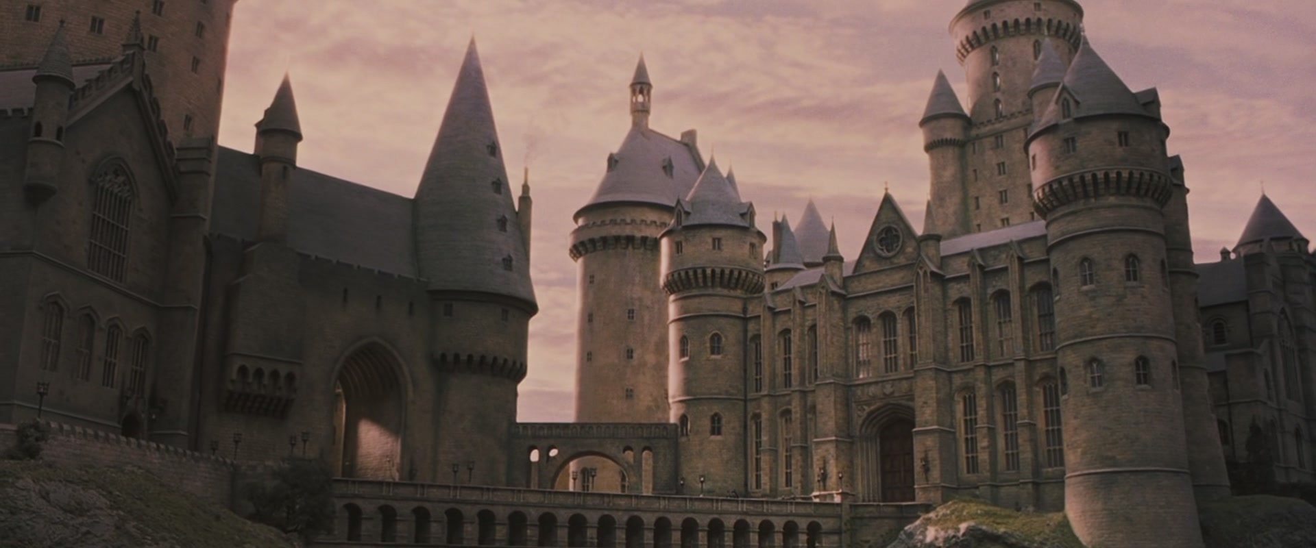 Harry Potter and the Sorcerer's Stone - HP1-1482 - Harry Potter Screencaps